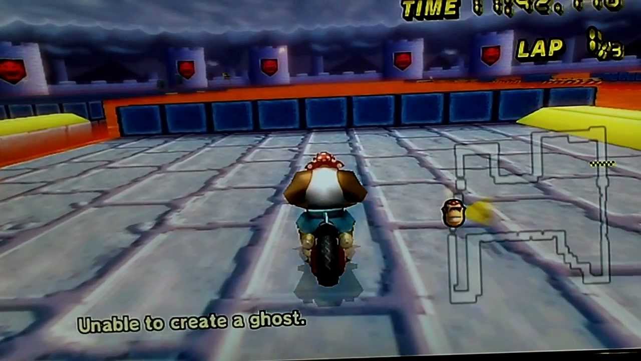 How to do a barrel roll on mariokart wii - YouTube