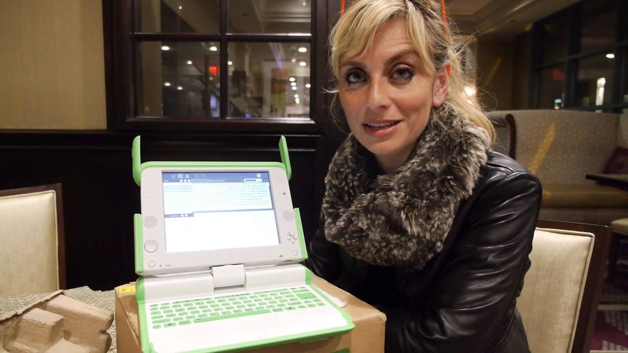 OLPC XO-4 Touch Unboxing - YouTube