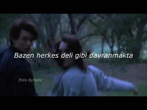Aspova - Öpünce Geçer Mi? Lyrics
