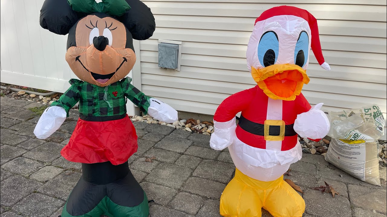 Donald Duck Airblown Inflatable Disney Christmas unboxing - YouTube