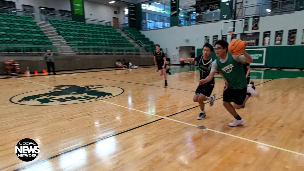 FHS Basketball Readies for State Tournament - YouTube