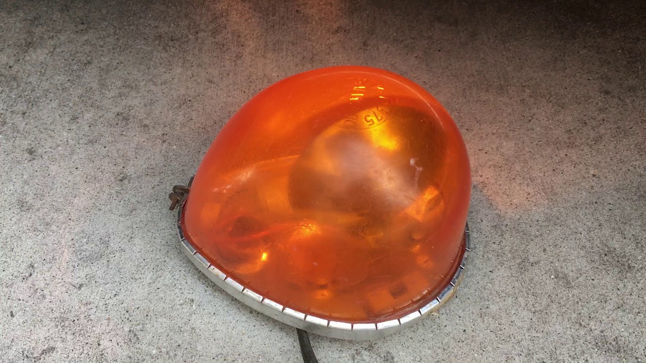 Revolving Teardrop Light Clip - YouTube