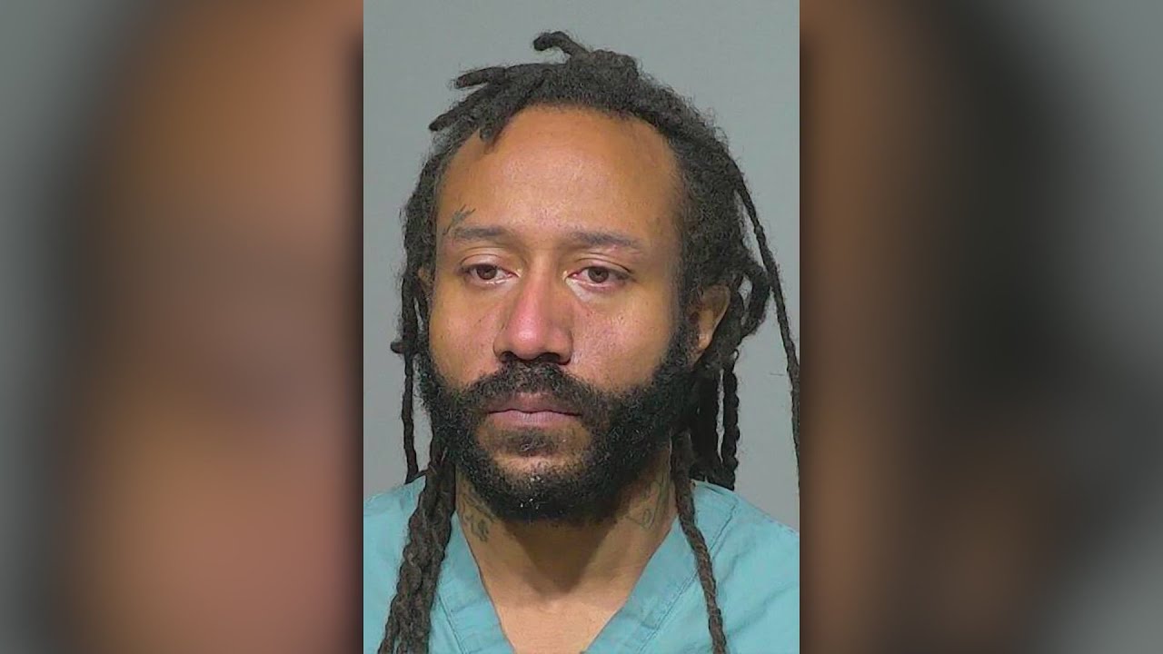 Suspect in deadly Wisconsin parade crash due in court Tuesday - YouTube
