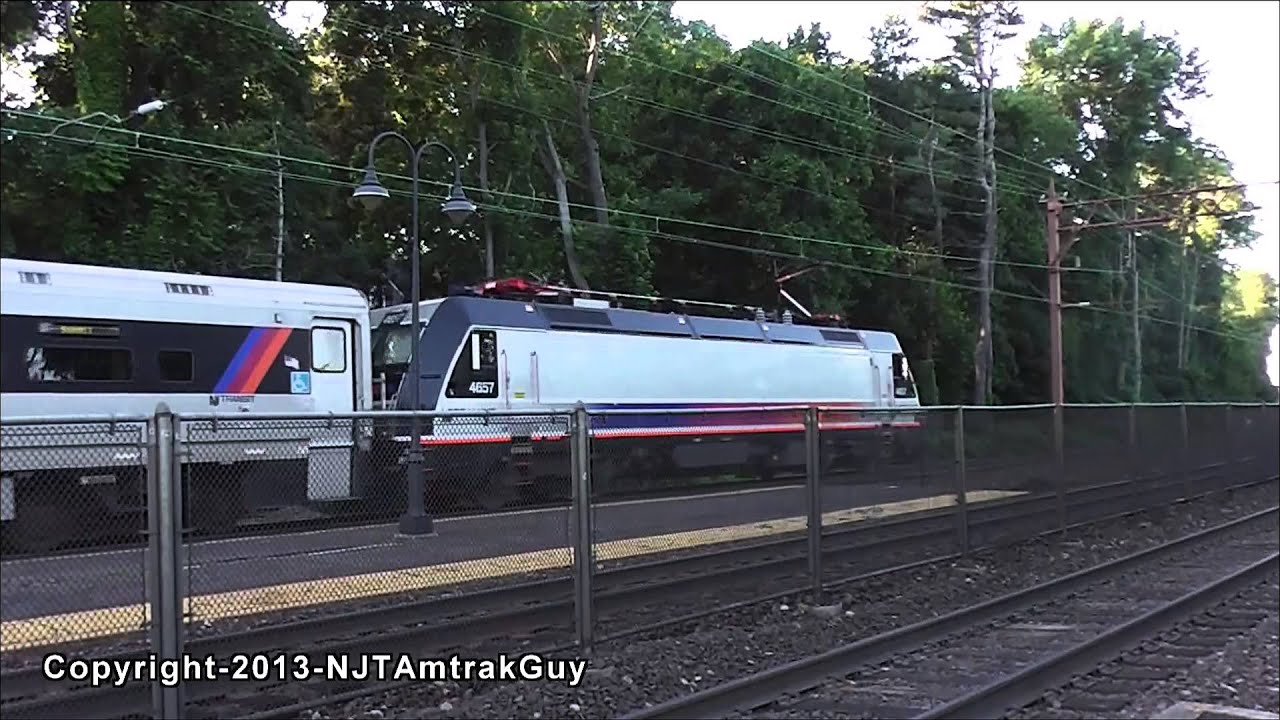 NJ Transit trains railfanning at Maplewood part 3 (Many train meets and ...