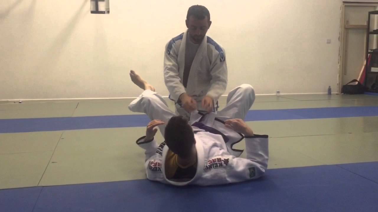 Vale Tudo Guard to free ride hip bump sweep - YouTube