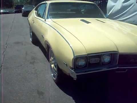 1968 Oldsmobile Cutlass 442 on Staggered 22 inch Dropstars - YouTube