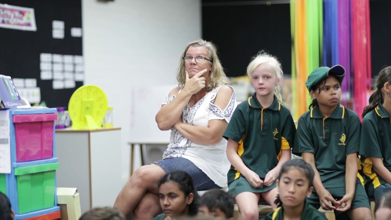 Anula School RAW footage - YouTube