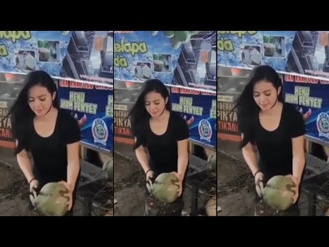 Mamah Muda ibu Hamil Jualan Kelapa Muda