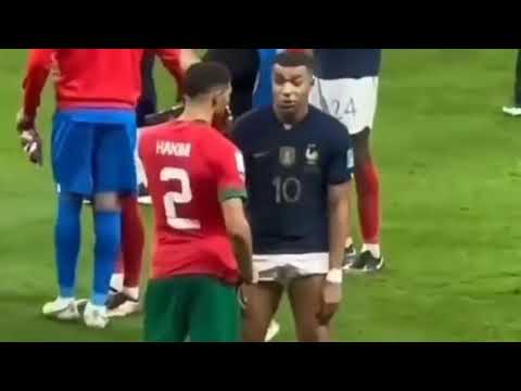 MBAPPE FiCa excitado após trocar camisa e abraçar jogador do Marrocos  HAKIMI