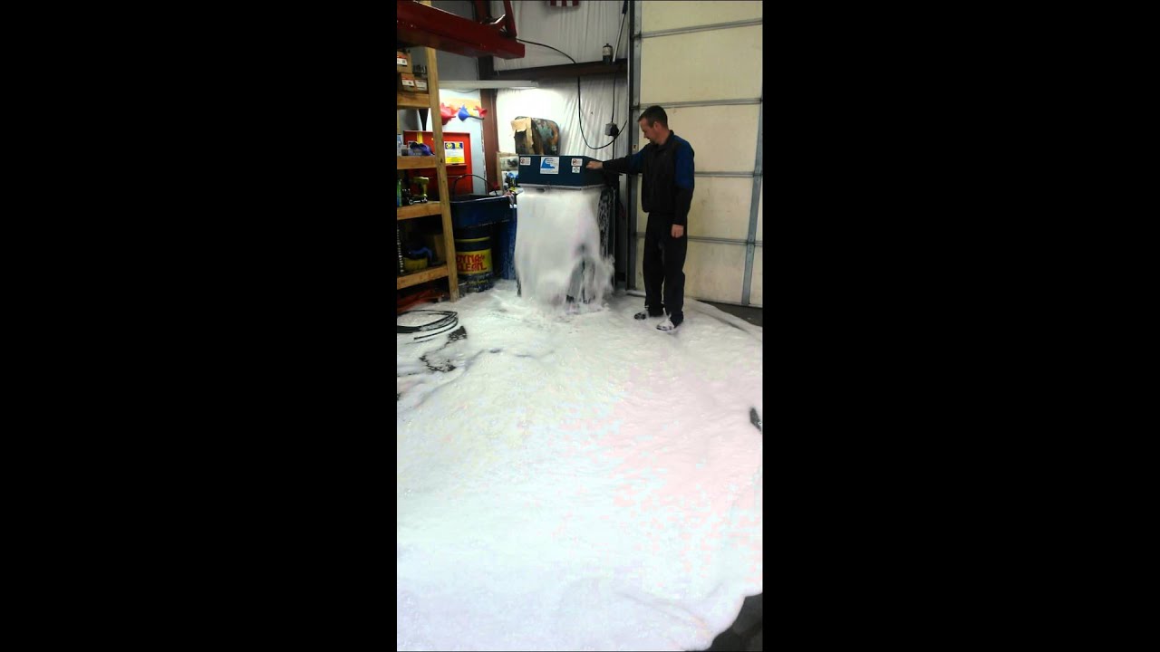 Mexican Laundry Soap + Parts Washer = No Bueno - YouTube