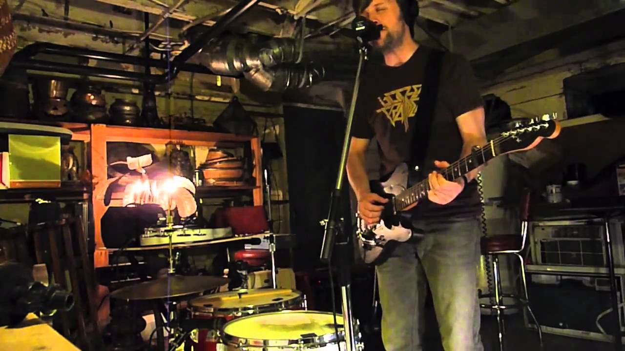 MBOMB (Matt Brown One Man Band) - Come On Strong - YouTube