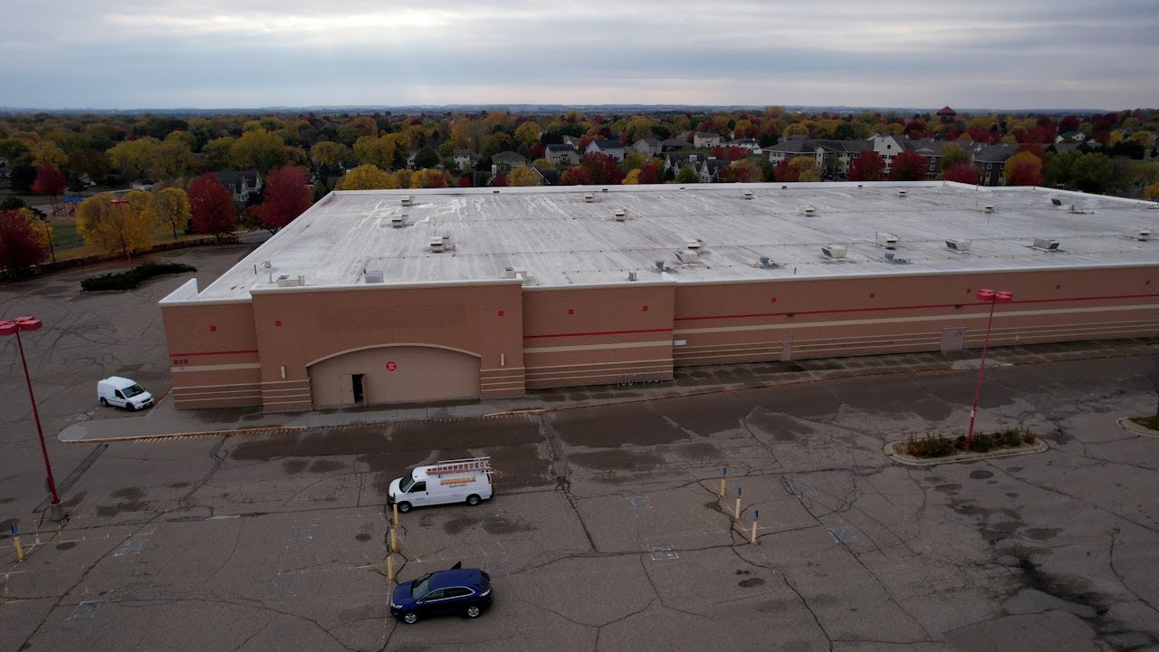Fleet Farm to move into old Target building in Hastings - YouTube