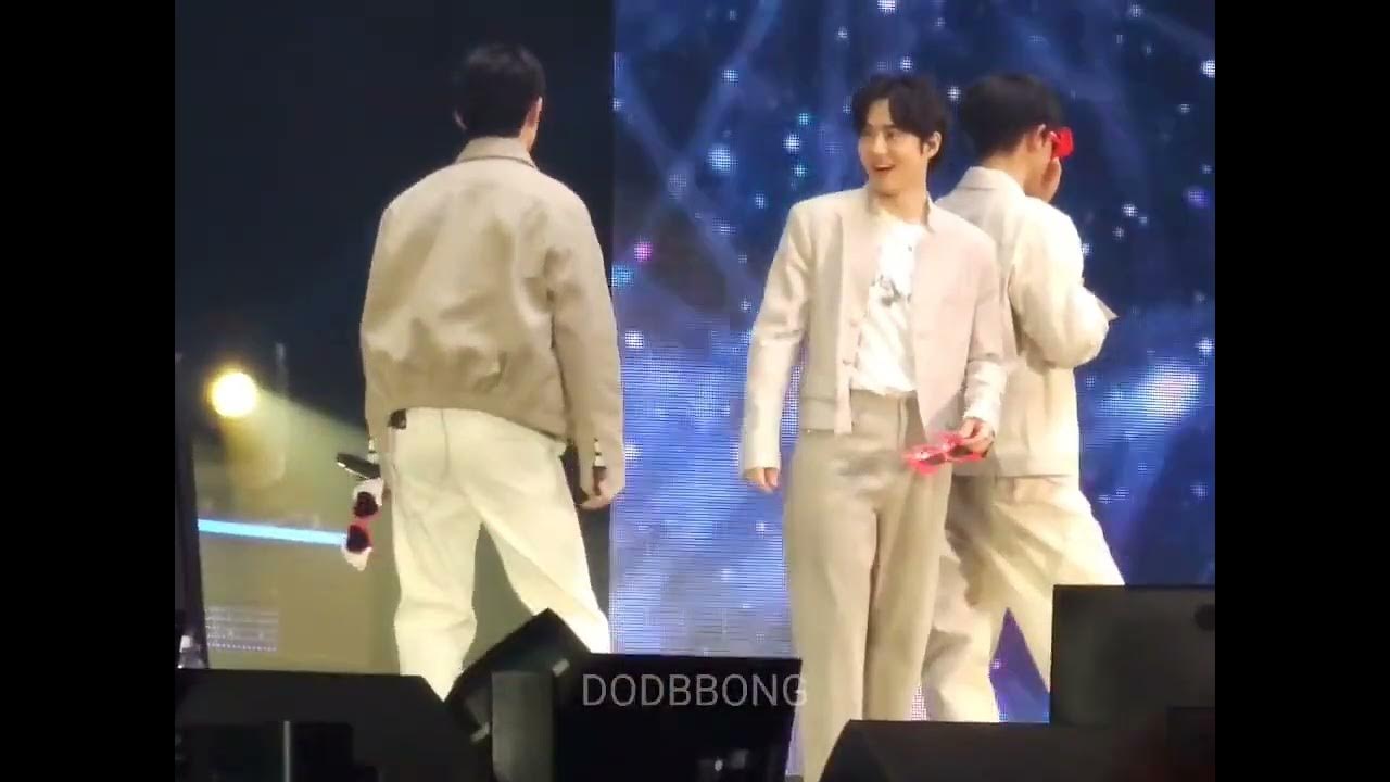 Kyungsoo Hot Dance 🤦🏻♀️🤒 Exo Kyungsoo Exo Clock Fanmeeting Youtube
