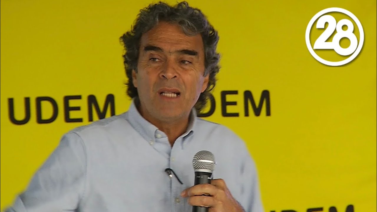 Comparte Sergio Fajardo su experiencia como alcalde de Medellín - YouTube