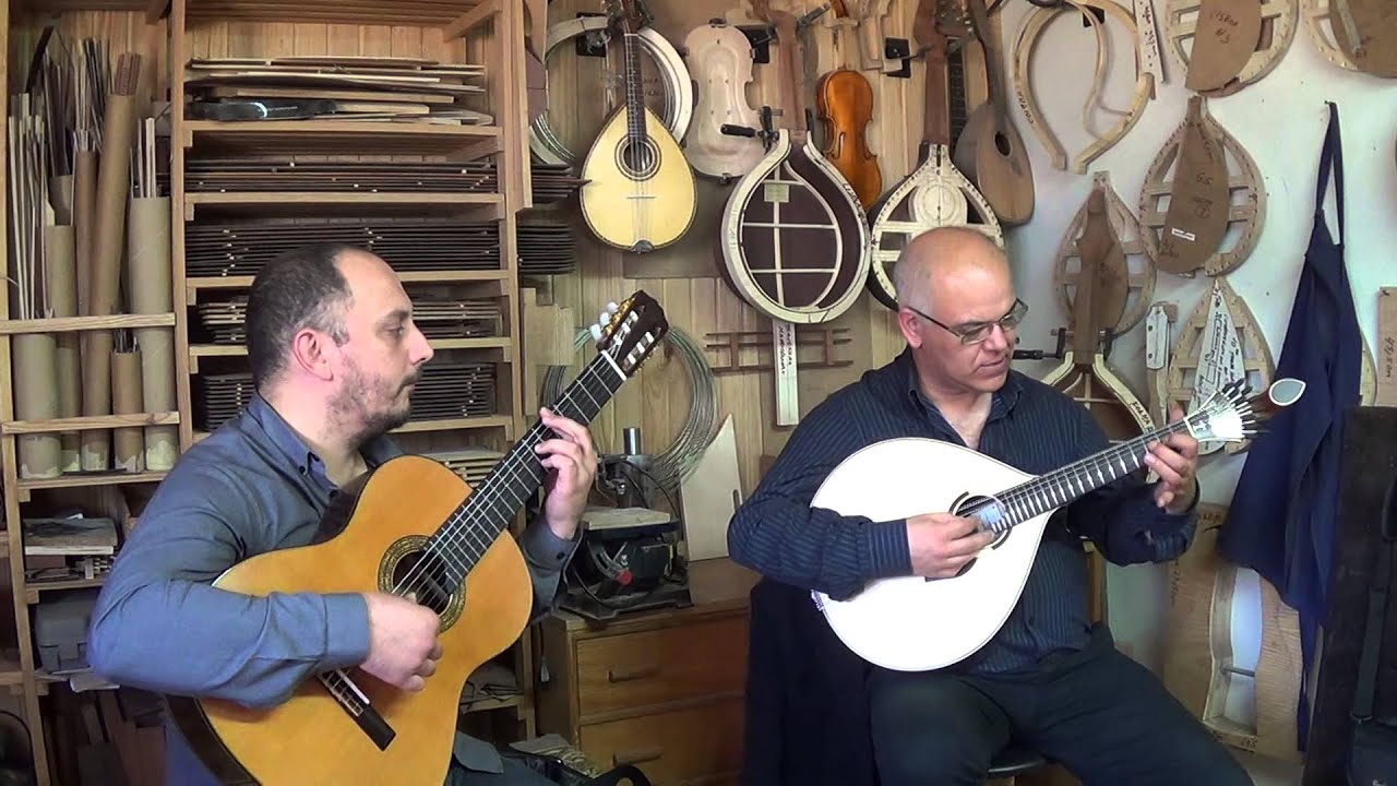 Fado dos três Bairros Chords - Chordify