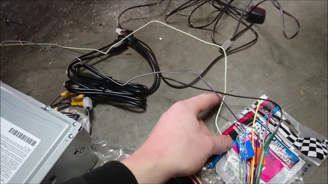 INSTALLING STEREO AMPLIFIER SUBS AND SPEAKERS IN 1996 GEO TRACKER - YouTube