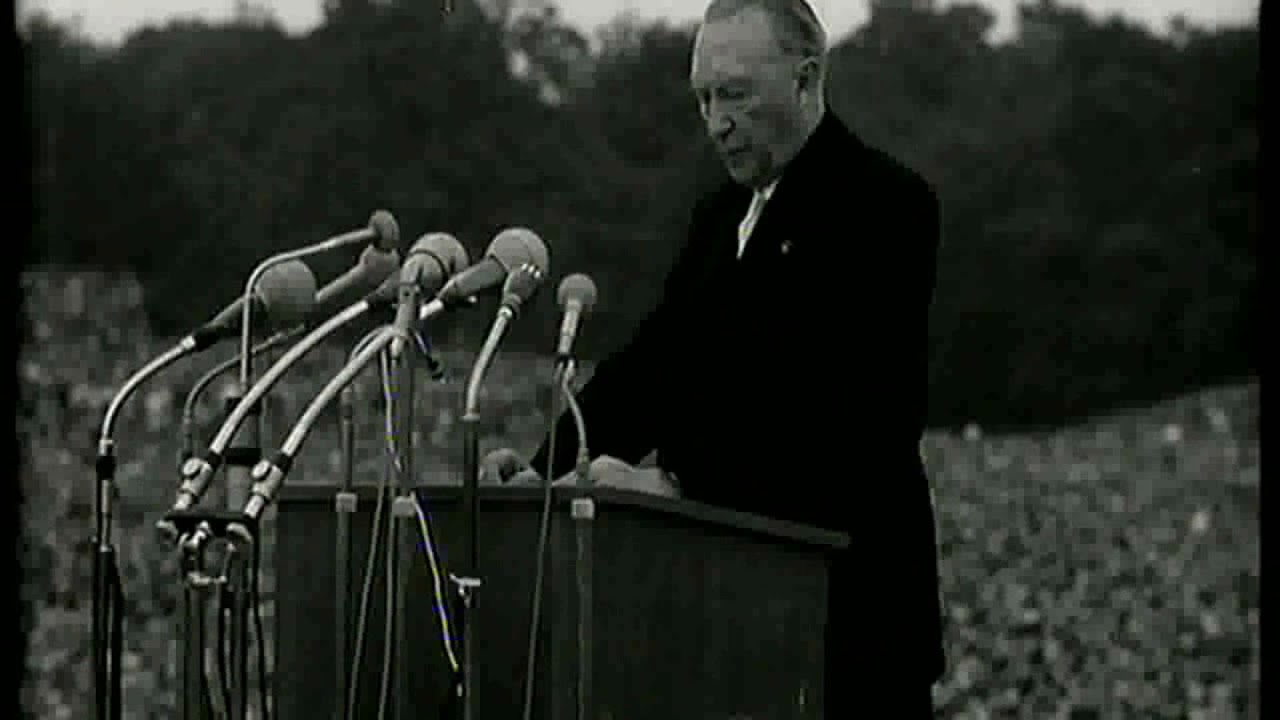 Adenauer auf dem Katholikentag 1956 - YouTube