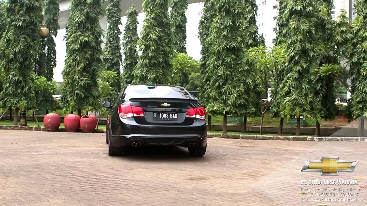 Chevrolet Cruze Street Racing - YouTube