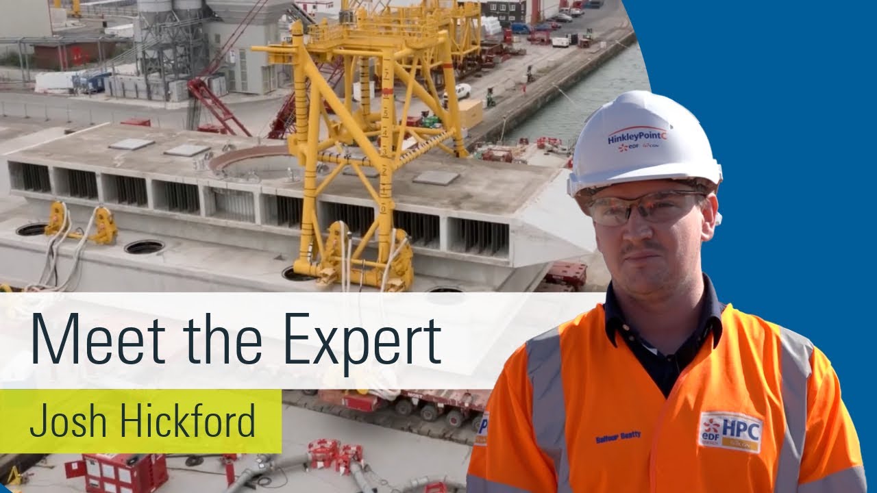 Safely loading out the intake head for Hinkley Point C - YouTube