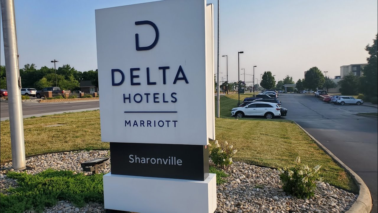 Delta Hotels by Marriott Cincinnati Review - YouTube