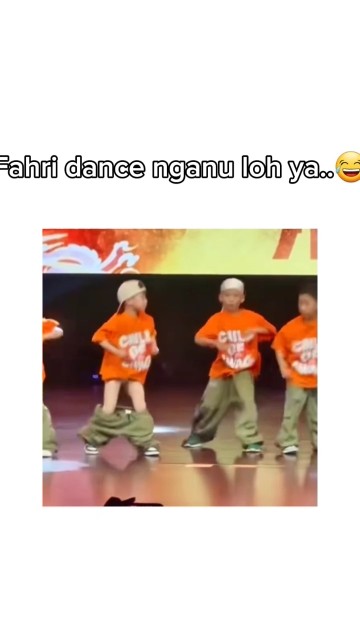 tetep profesional lohh yahhh cikk #meme #memecringe #yt.ajgg - YouTube