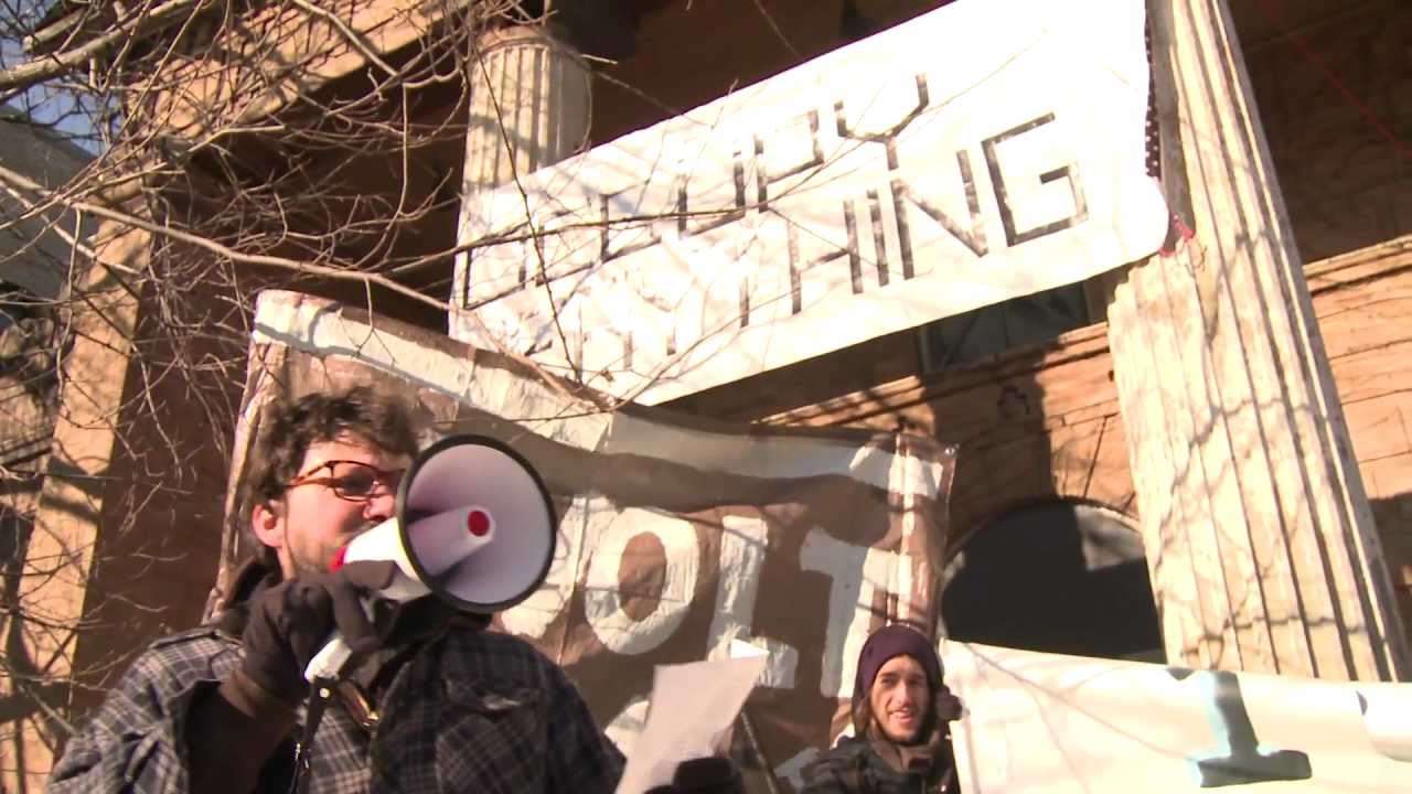 Minneapolis Reclaims Unoccupied Building - YouTube