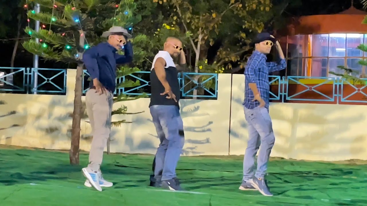 Funny dance l Engineer’s Dance l Talent show without any talent 😜 - YouTube