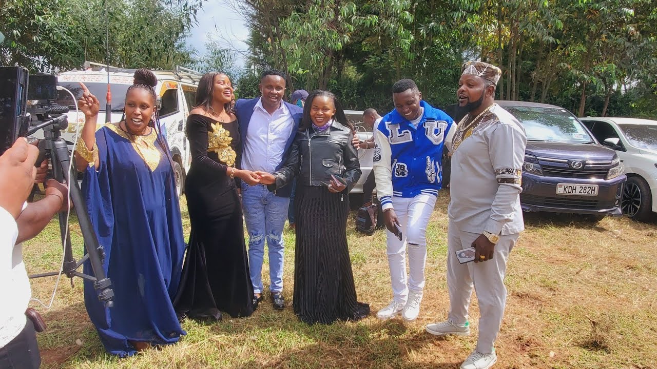 TUMEFIKA HOME WHERE MECRY KAMUWETANGI ANAPUMUNZIKA - YouTube