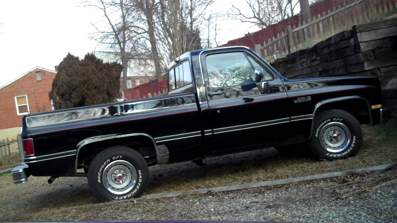 83 GMC SIERRA C10 STYLE COLD START - YouTube