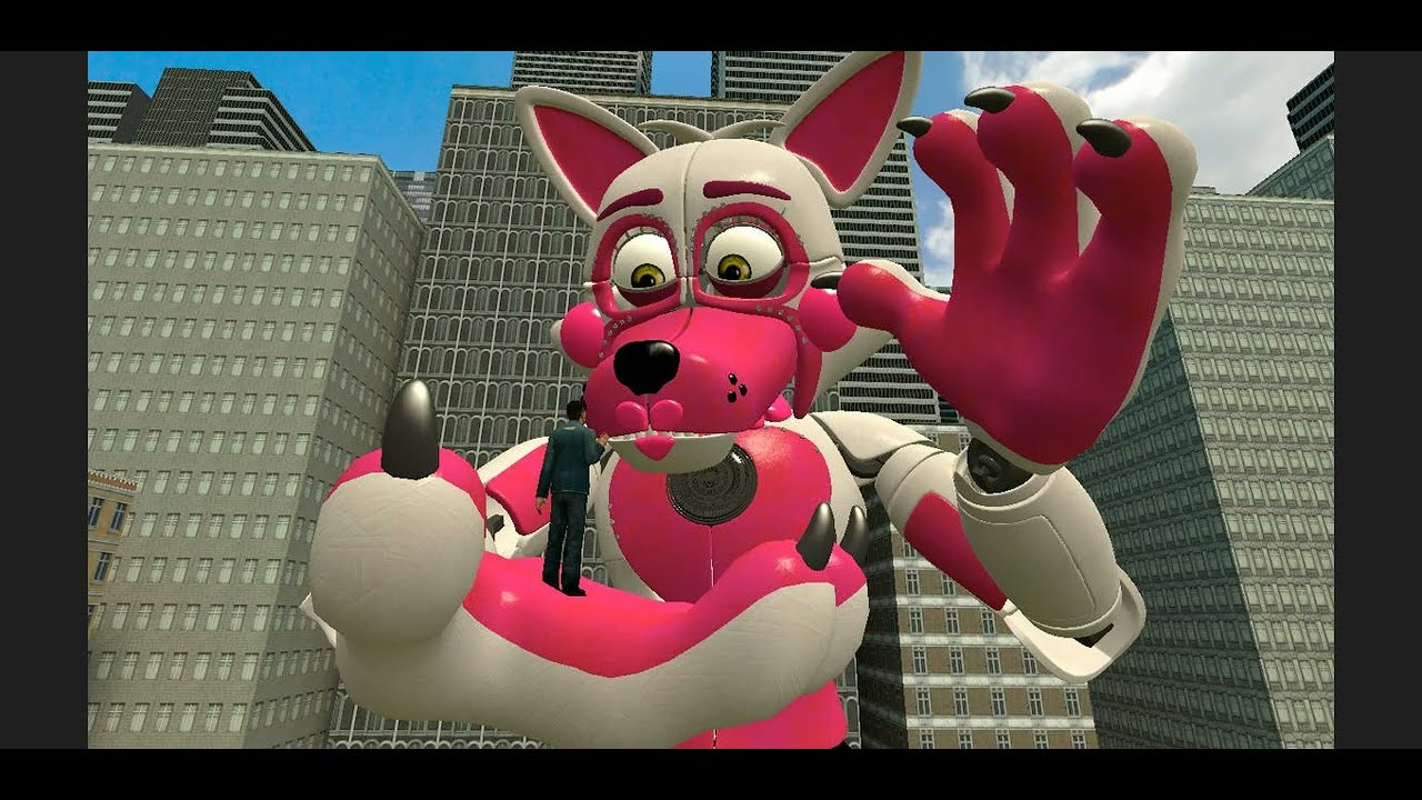 Funtime Foxy Giant Growth - YouTube