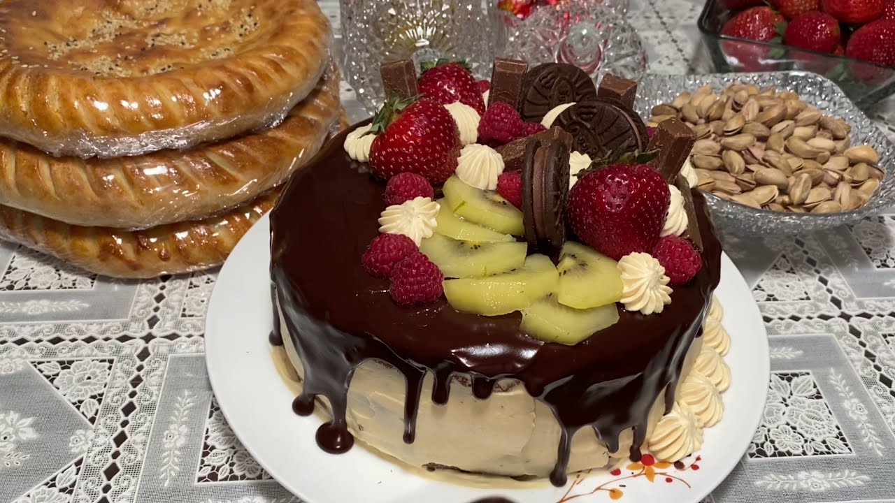 Shokoladli tort🎂🍫va shokoladli olma🍏🍫qand tayorlash.Xayit bayrami uchun ...