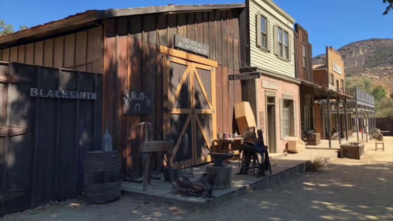 Tour of Paramount Ranch after Woolsey Fire - YouTube