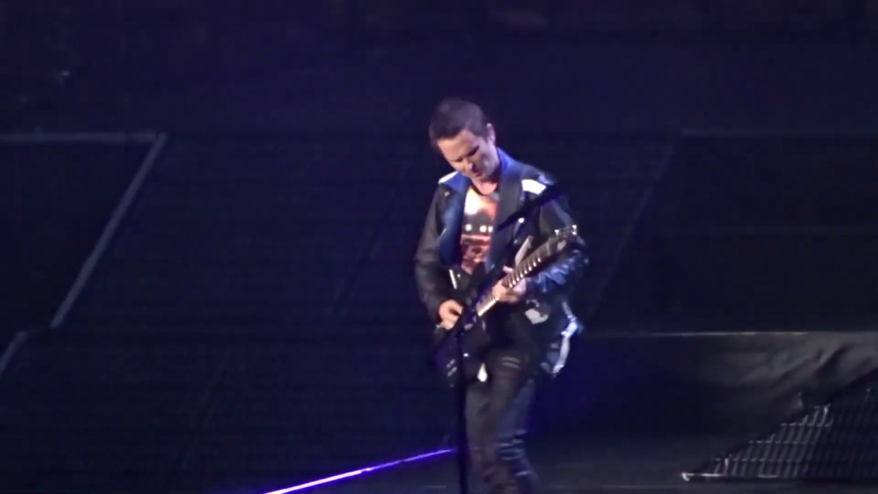 Muse - The Dark Side (live Moscow 2019 multicam) - YouTube
