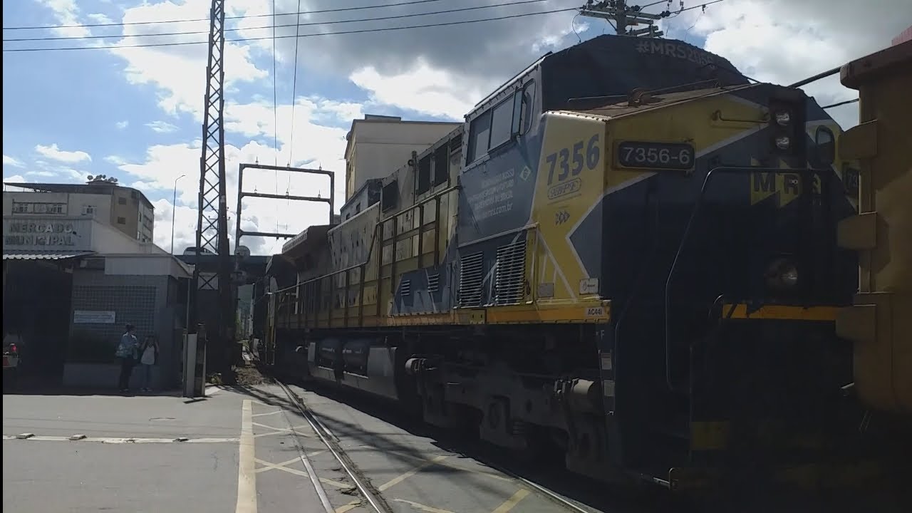 Dupla de locomotivas WABTEC AC44i e a #7356-6 com a pintura Especial da ...