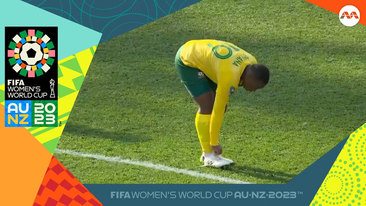 South Africa's Kgoale forced to play with a shoe missing vs Argentina ...