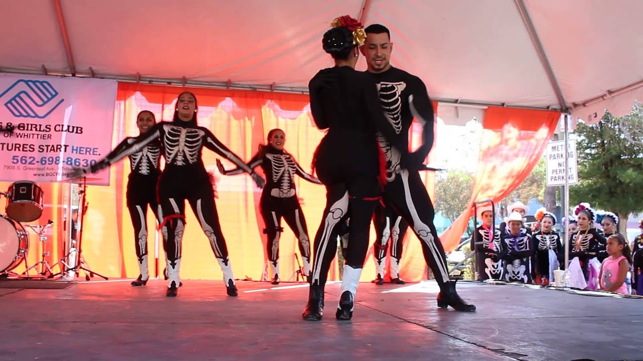 Paso de Oro (Dance #11) @ 2015 Whittier Dia de los Muertos - YouTube