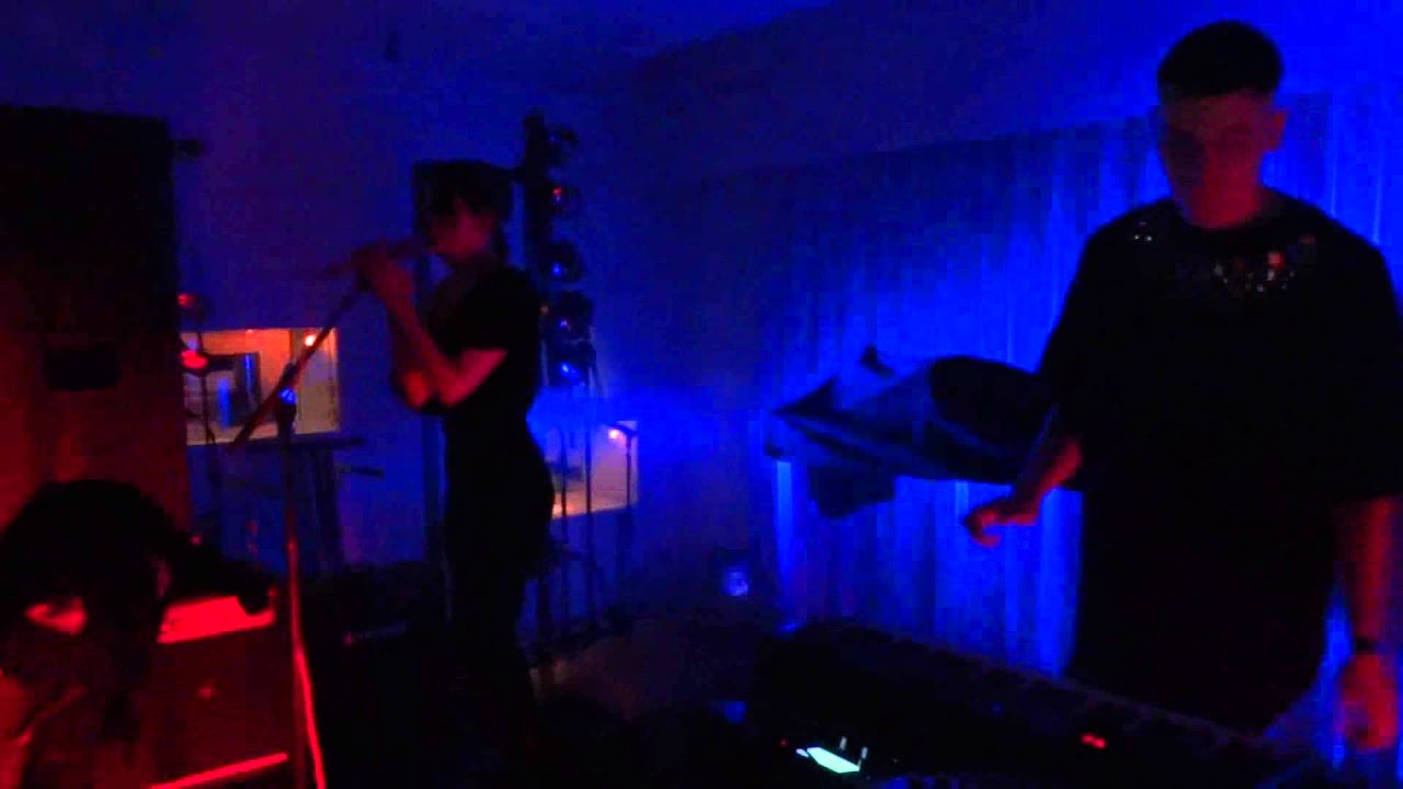 Linea Aspera - Synapse (Live @ Grauzone Festival 2013) - YouTube