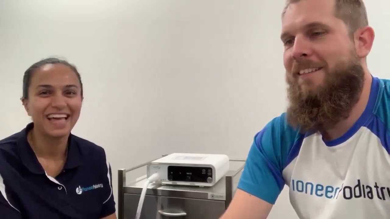 In our clinic we use Swift Microwave therapy for plantar warts. - YouTube