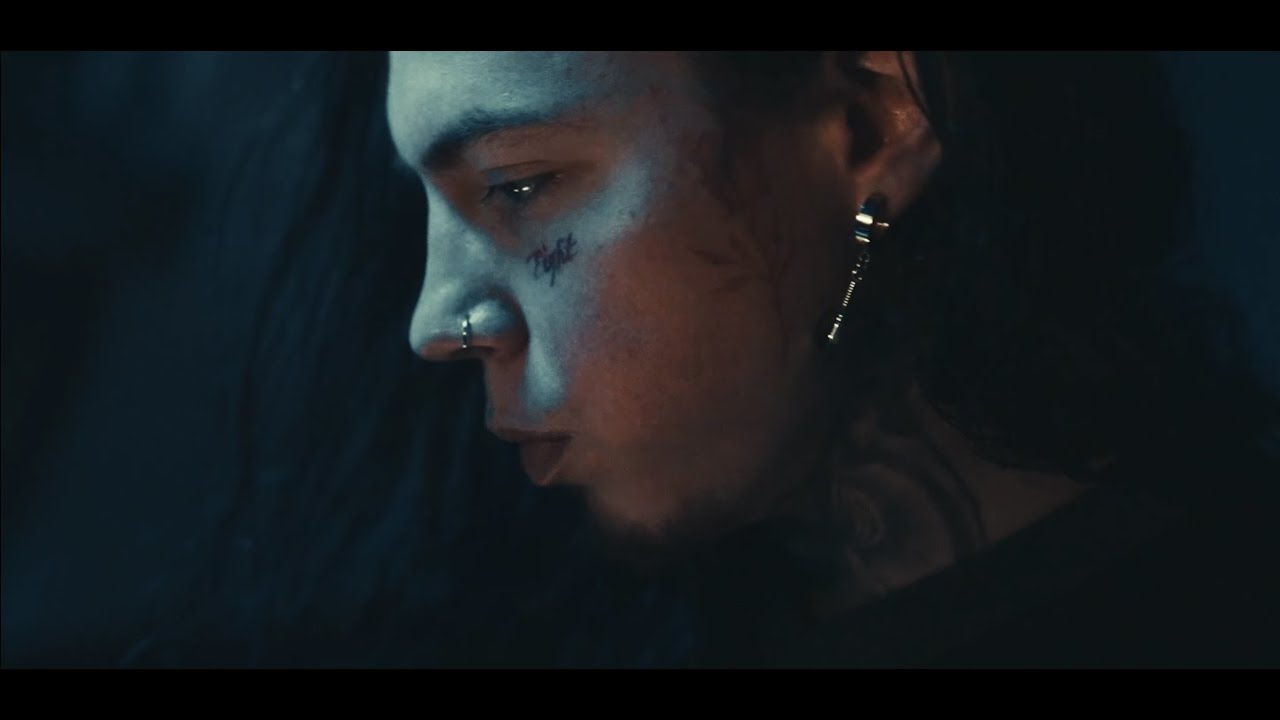 8MATIKLOGAN - FAHEY BUILDING (Official Video) - YouTube