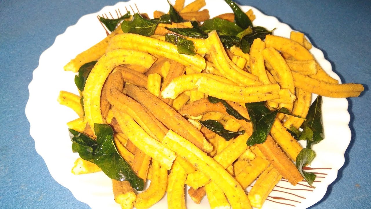 10 min recipe /how to make karaseva in malayalam - YouTube