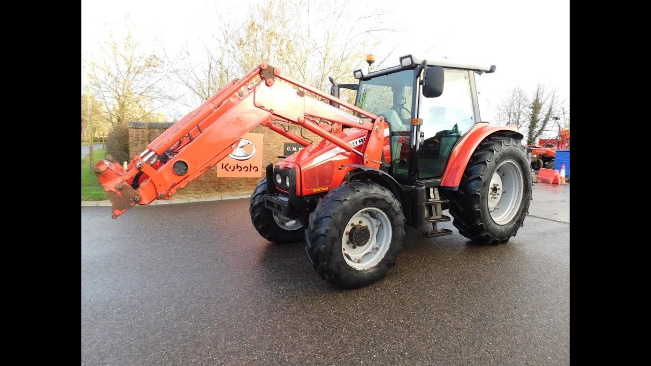 MASSEY FERGUSON 5455 WITH MF 895 LOADER - YouTube