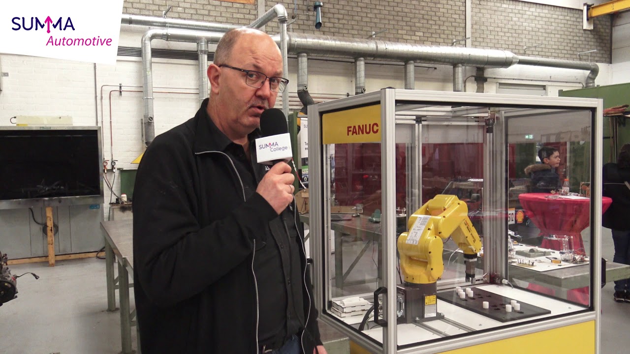 De nieuwe robot arm van Technicus Automotive Engineering - Summa ...