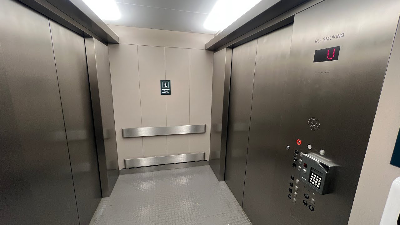Large Kone Hydraulic Elevator -Chicago Midway Airport - Chicago, IL ...