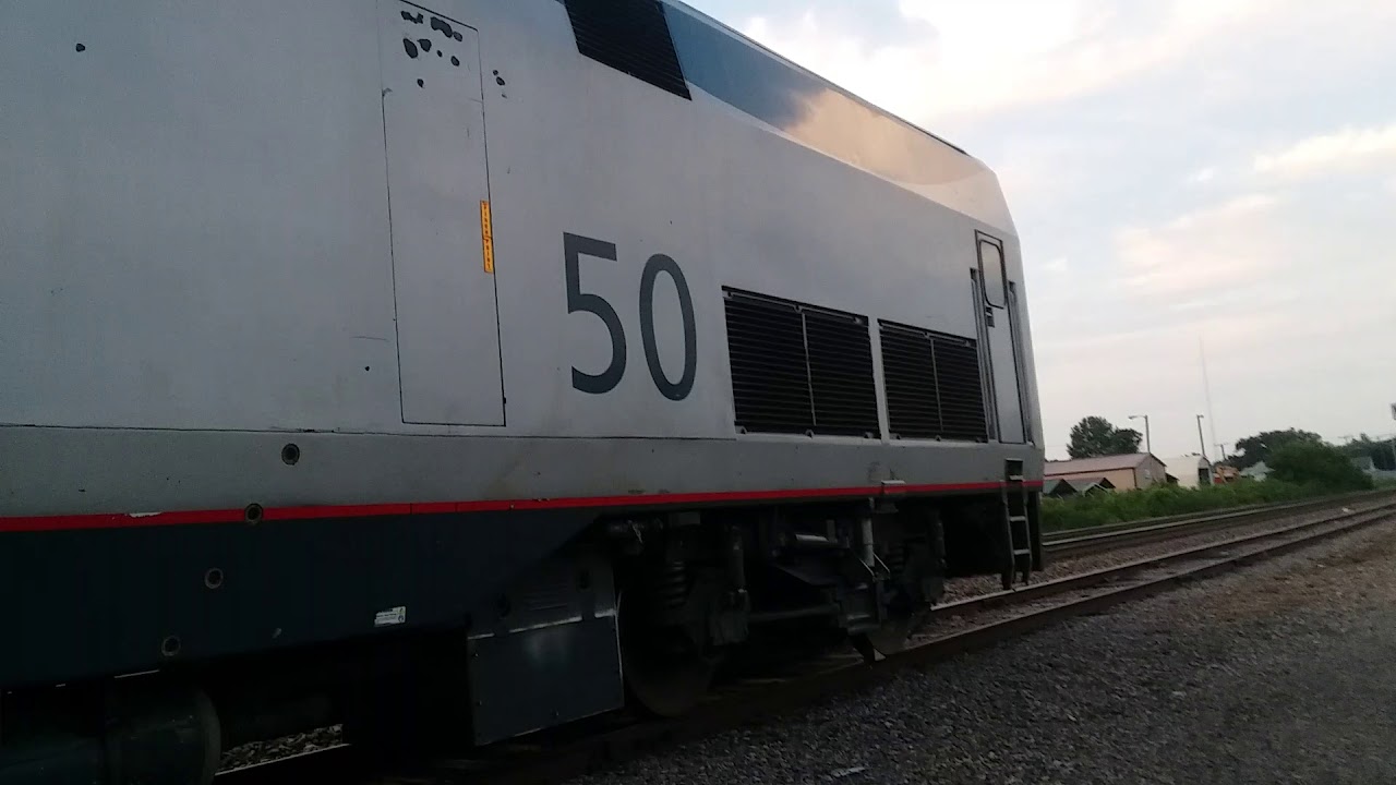 P42 # 50 failed on Amtrak southwest chief # 3 - YouTube