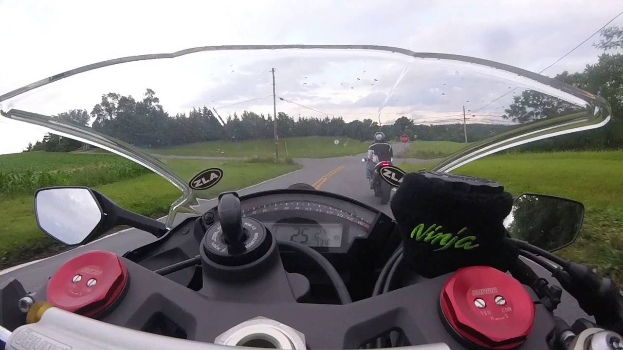 RC51 60to90mph wheelie cornfield - YouTube