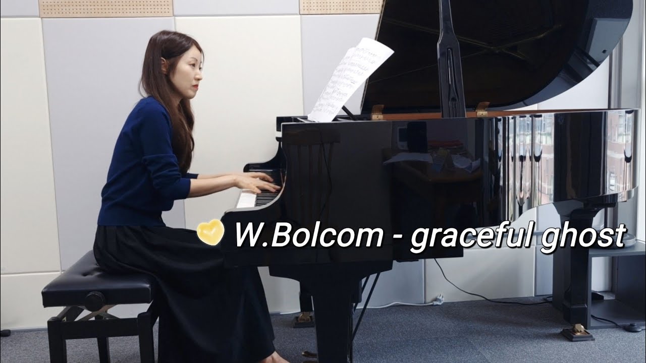 W.Bolcom - graceful ghost - YouTube