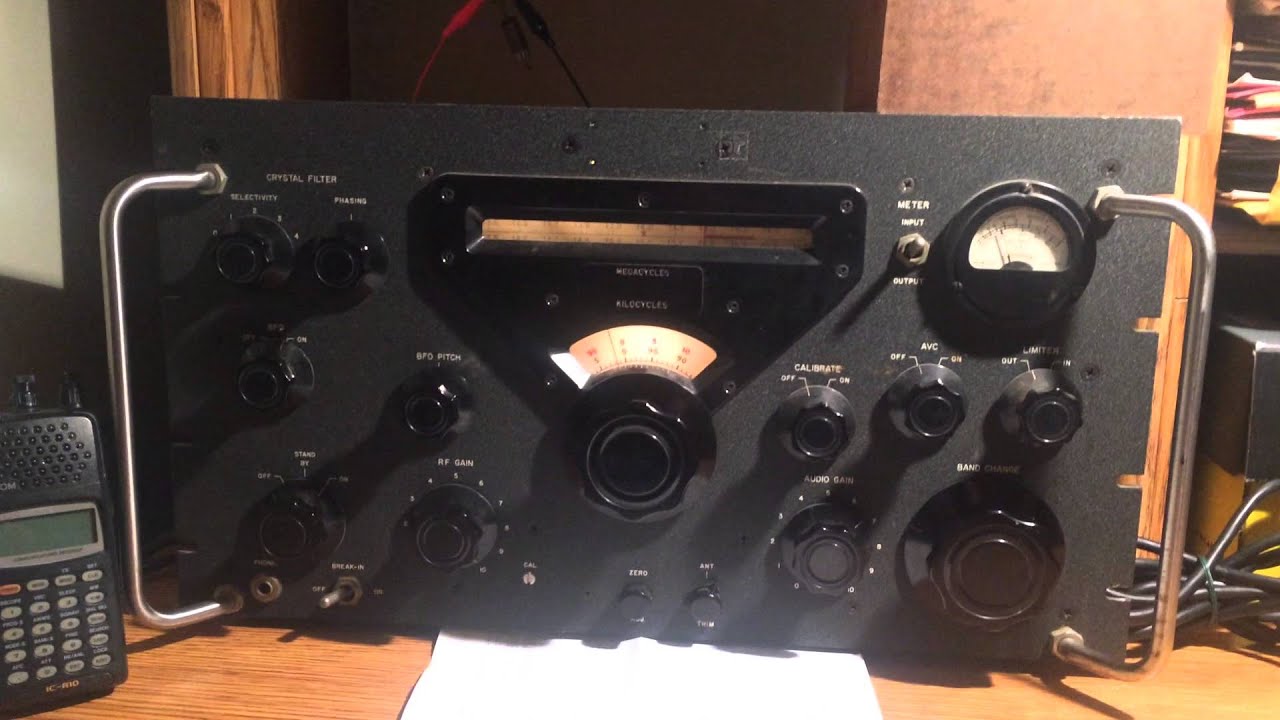 Collins R-388 Receiver - YouTube