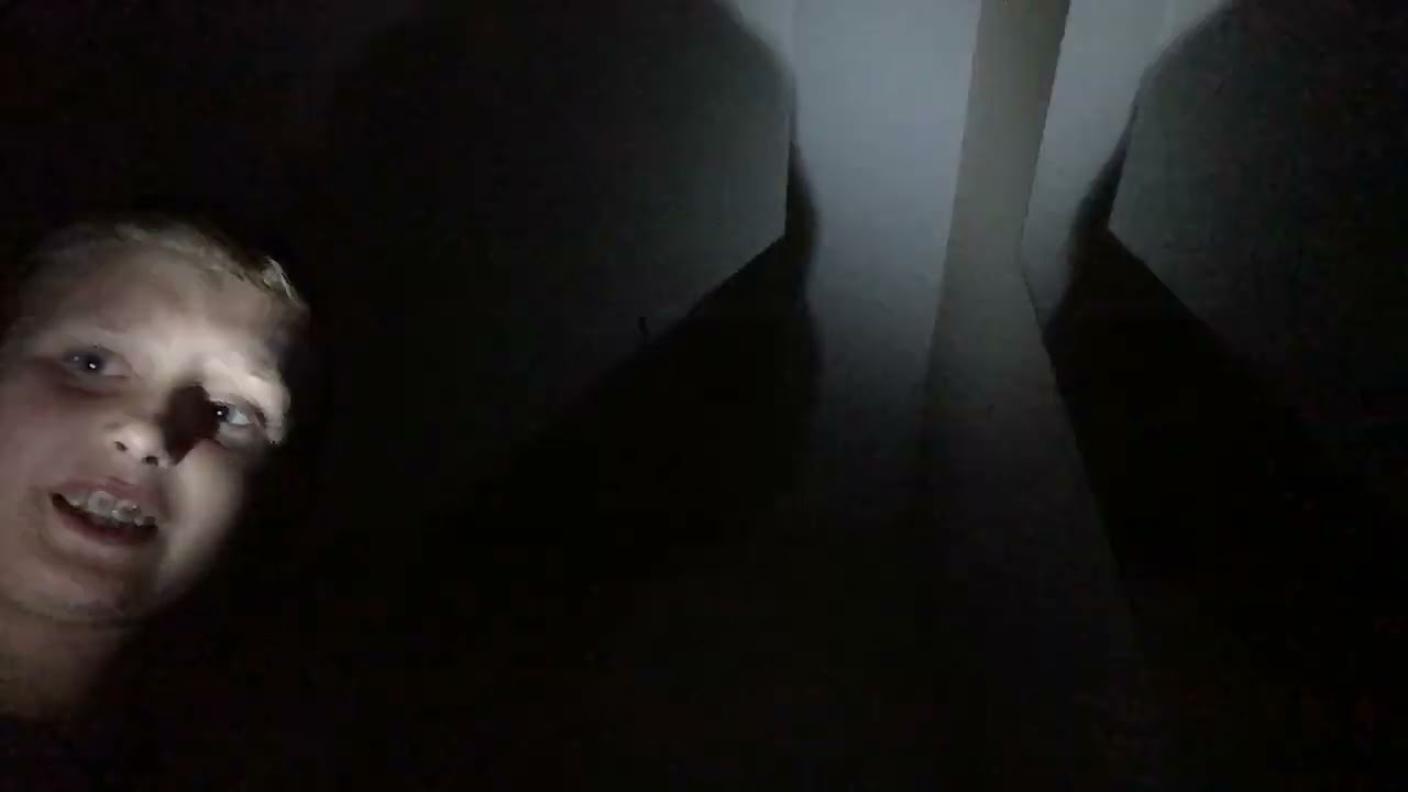 Making and drinking among us potion at 3 AM (Part 2) - YouTube