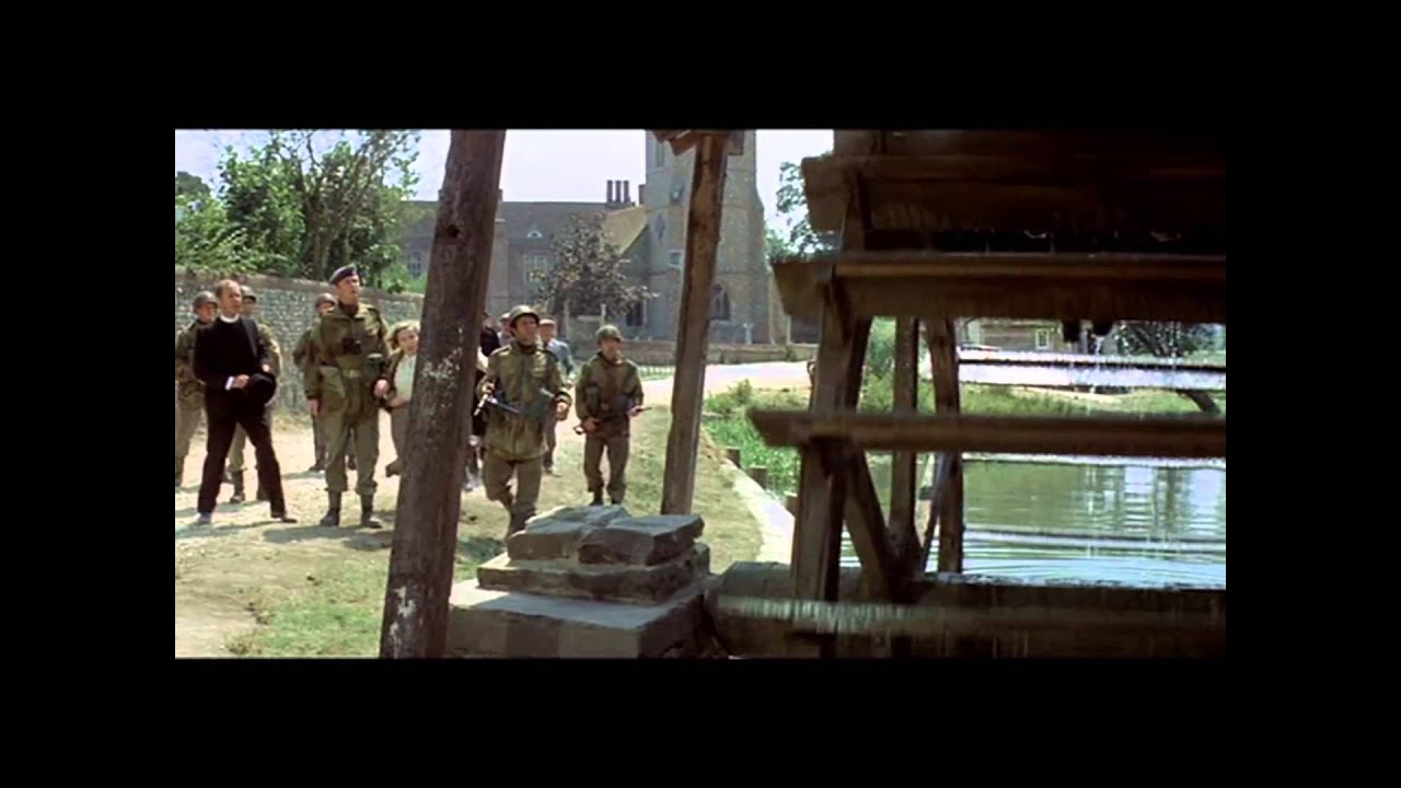 The Eagle has Landed at Mapledurham - YouTube