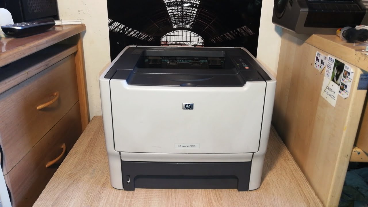Una Stampante Laser Veloce • Recensione HP LaserJet P2015 - YouTube